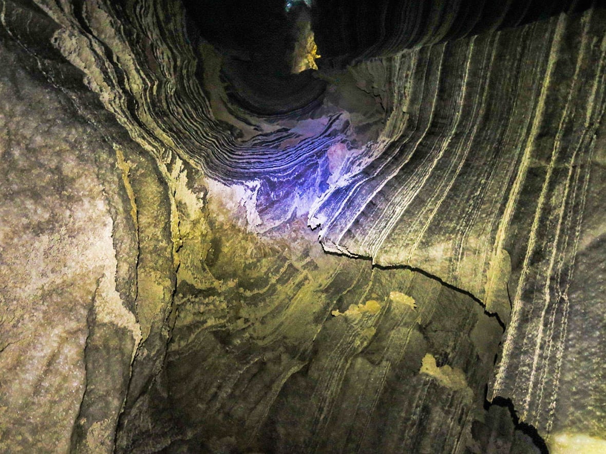 Record-Breaking Dead Sea Salt Cave - Breathtaking Natural Wonder